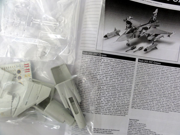 saab j-39 gripen revell